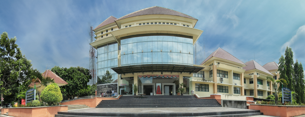 Gedung Mas Mansyur FTI UII – Fakultas Teknologi Industri – Universitas ...