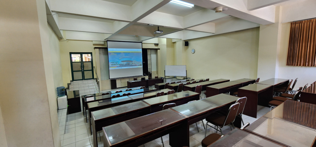 Ruang Kelas FTI UII – Fakultas Teknologi Industri – Universitas Islam Indonesia
